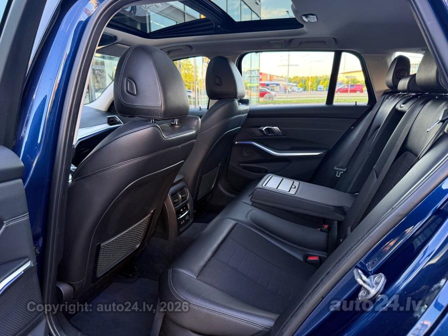 Zils BMW 3 Series 2020 Tallina, ar dzinēja tilpumu 2.00 L un nobraukumu 205 tūkst. km par 19999 €, foto 17 vietnē AUTOMOTO.COM.LV