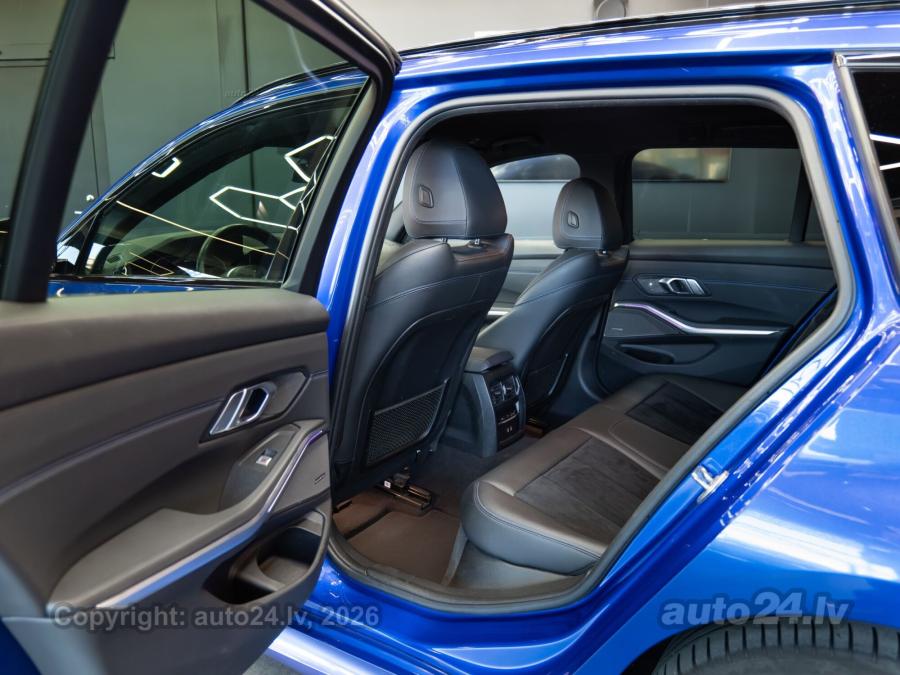 Zils BMW 3 Series 2020 Tallina, ar dzinēja tilpumu 2.00 L un nobraukumu 160 tūkst. km par 29490 €, foto 11 vietnē AUTOMOTO.COM.LV