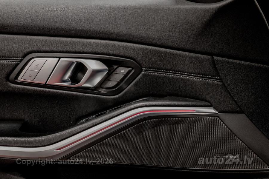 Zils BMW 3 Series 2020 Pērnava, ar dzinēja tilpumu 3.00 L un nobraukumu 203 tūkst. km par 23500 €, foto 24 vietnē AUTOMOTO.COM.LV