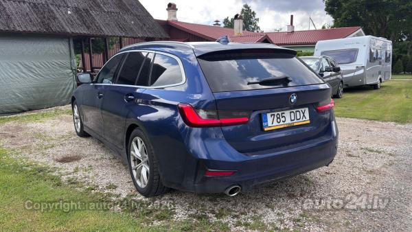 Blue BMW 3 Series 2020 in Tallinn, with an engine capacity of 2.00 L and mileage of 221 thousand km for 20500 €, photo 6 on AUTOMOTO.COM.LV