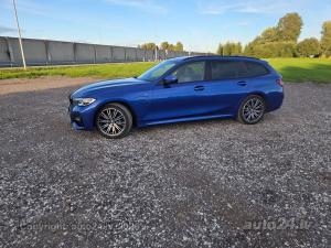 Blue BMW 3 Series 2020 in Tallinn, with an engine capacity of 2.00 L and mileage of 165 thousand km for 24990 €, photo 4 on AUTOMOTO.COM.LV