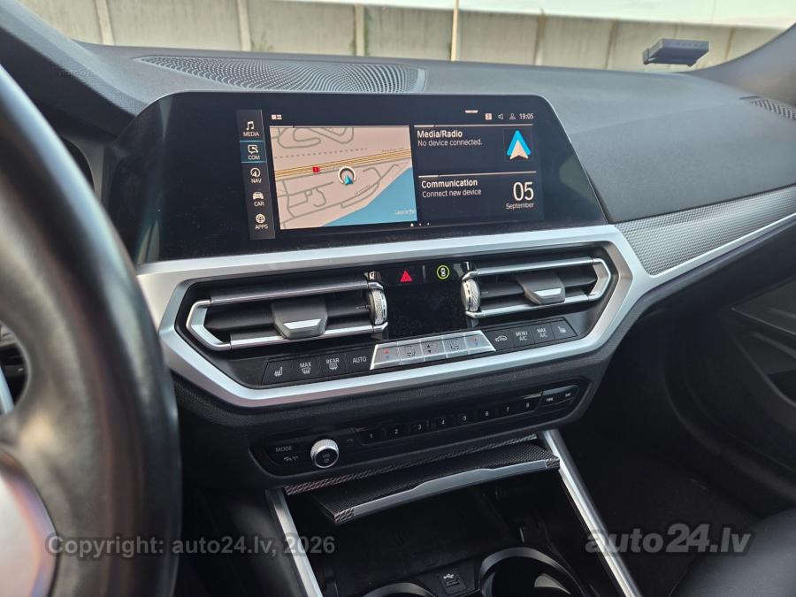 Blue BMW 3 Series 2020 in Tallinn, with an engine capacity of 2.00 L and mileage of 165 thousand km for 24990 €, photo 16 on AUTOMOTO.COM.LV
