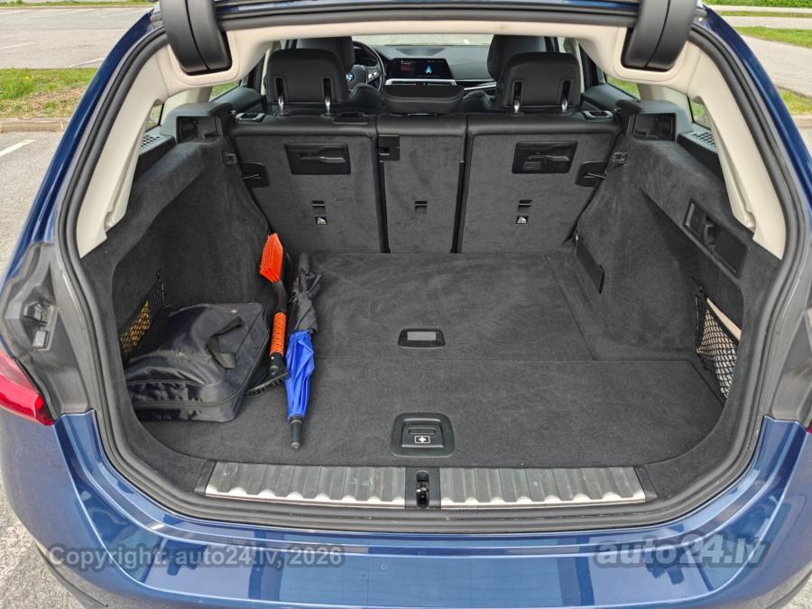 Blue BMW 3 Series 2021 in Tallinn, with an engine capacity of 2.00 L and mileage of 70 thousand km for 26500 €, photo 10 on AUTOMOTO.COM.LV