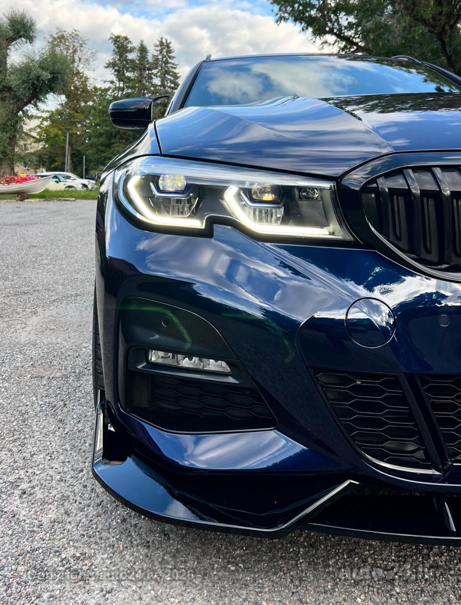 Blue BMW 3 Series 2021 in Tallinn, with an engine capacity of 3.00 L and mileage of 81 thousand km for 31900 €, photo 10 on AUTOMOTO.COM.LV