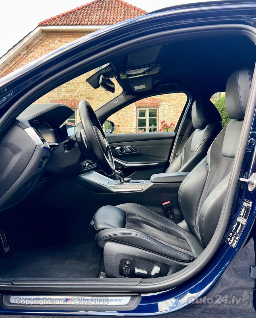 Blue BMW 3 Series 2021 in Tallinn, with an engine capacity of 3.00 L and mileage of 81 thousand km for 31900 €, photo 12 on AUTOMOTO.COM.LV