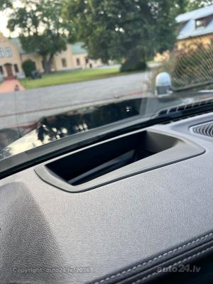 Blue BMW 3 Series 2021 in Tallinn, with an engine capacity of 3.00 L and mileage of 81 thousand km for 31900 €, photo 22 on AUTOMOTO.COM.LV