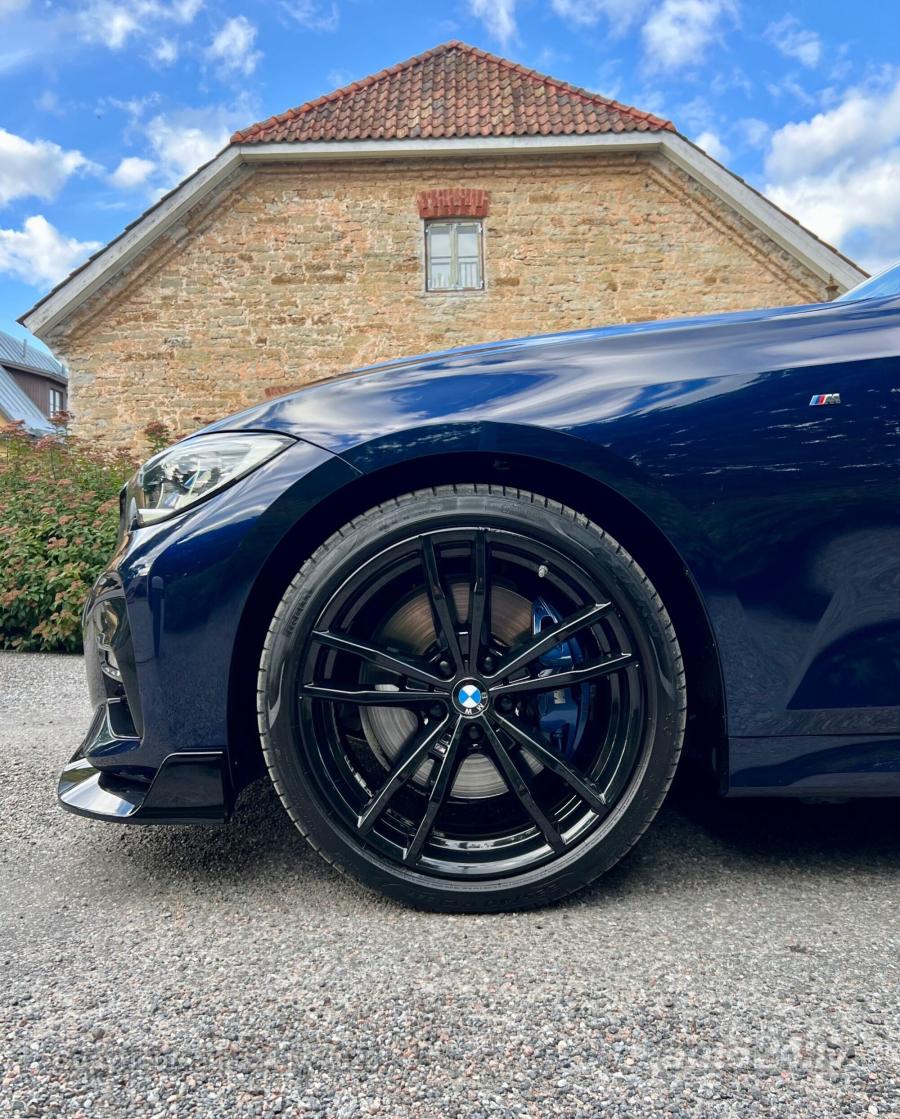 Blue BMW 3 Series 2021 in Tallinn, with an engine capacity of 3.00 L and mileage of 81 thousand km for 31900 €, photo 28 on AUTOMOTO.COM.LV