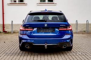 Zils BMW 3 Series 2021 Tallina, ar dzinēja tilpumu 2.00 L un nobraukumu 128 tūkst. km par 27600 €, foto 5 vietnē AUTOMOTO.COM.LV