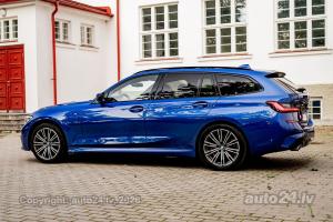 Zils BMW 3 Series 2021 Tallina, ar dzinēja tilpumu 2.00 L un nobraukumu 128 tūkst. km par 27600 €, foto 7 vietnē AUTOMOTO.COM.LV