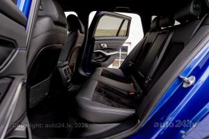 Zils BMW 3 Series 2021 Tallina, ar dzinēja tilpumu 2.00 L un nobraukumu 128 tūkst. km par 27600 €, foto 22 vietnē AUTOMOTO.COM.LV