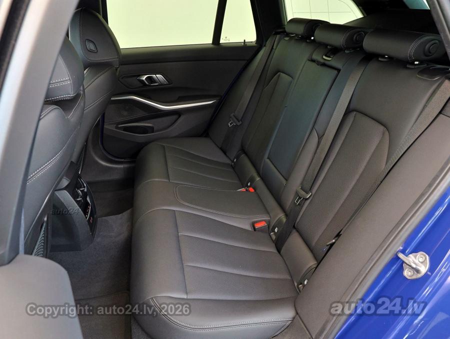 Blue BMW 3 Series 2022 in Tallinn, with an engine capacity of 2.00 L and mileage of 89 thousand km for 36900 €, photo 13 on AUTOMOTO.COM.LV