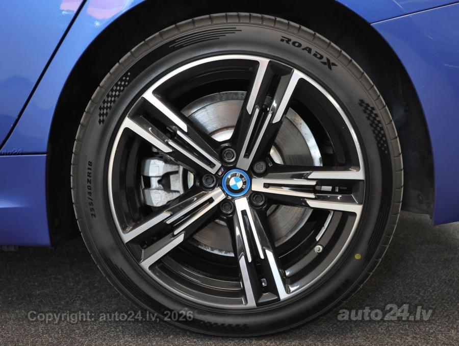 Blue BMW 3 Series 2022 in Tallinn, with an engine capacity of 2.00 L and mileage of 89 thousand km for 36900 €, photo 24 on AUTOMOTO.COM.LV