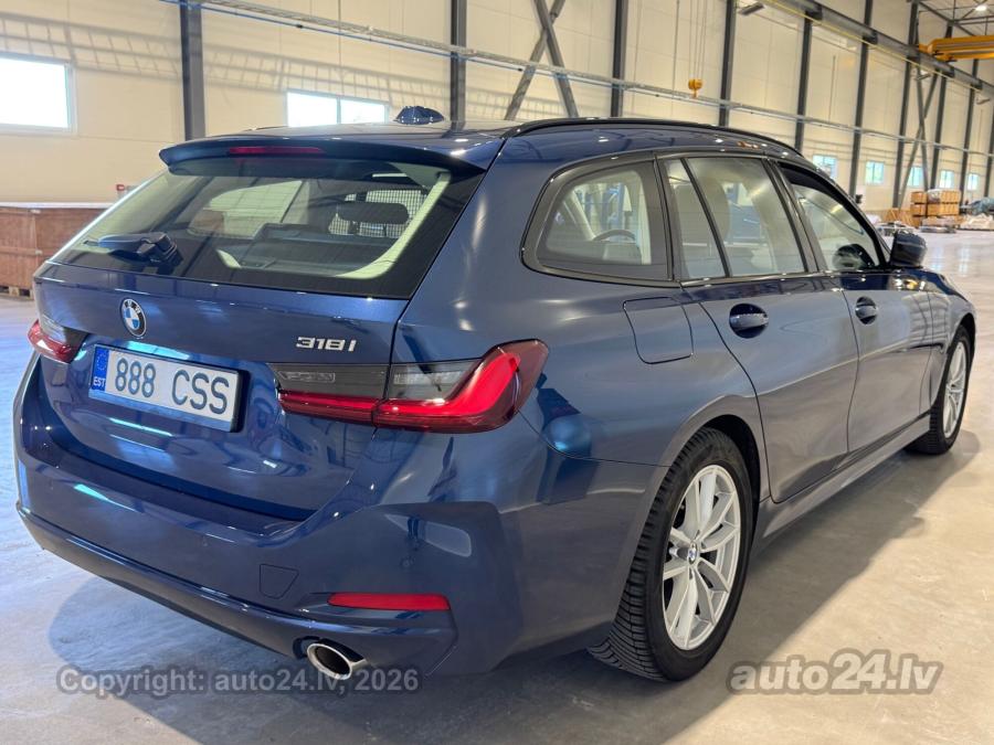 Zils BMW 3 Series 2022 Tallina, ar dzinēja tilpumu 2.00 L un nobraukumu 80 tūkst. km par 32800 €, foto 5 vietnē AUTOMOTO.COM.LV