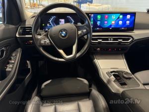 Zils BMW 3 Series 2022 Tallina, ar dzinēja tilpumu 2.00 L un nobraukumu 80 tūkst. km par 32800 €, foto 11 vietnē AUTOMOTO.COM.LV