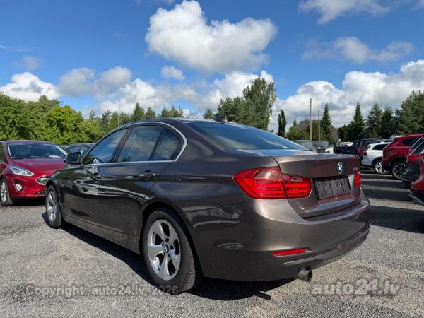 Brūns BMW 3 Series 2013 Tartu, ar dzinēja tilpumu 1.60 L un nobraukumu 306 tūkst. km par 8900 €, foto 5 vietnē AUTOMOTO.COM.LV