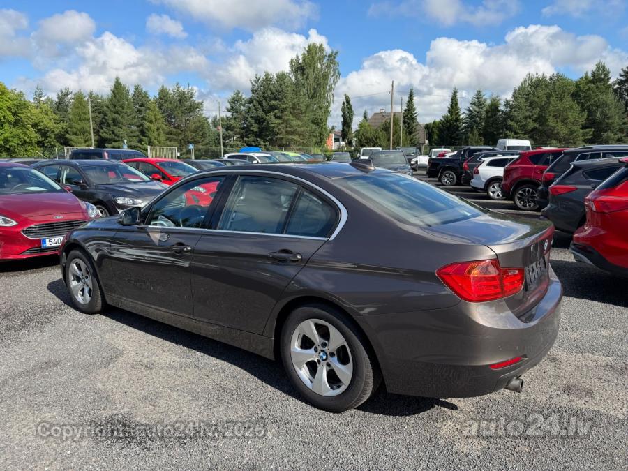 Brūns BMW 3 Series 2013 Tartu, ar dzinēja tilpumu 1.60 L un nobraukumu 306 tūkst. km par 8900 €, foto 7 vietnē AUTOMOTO.COM.LV