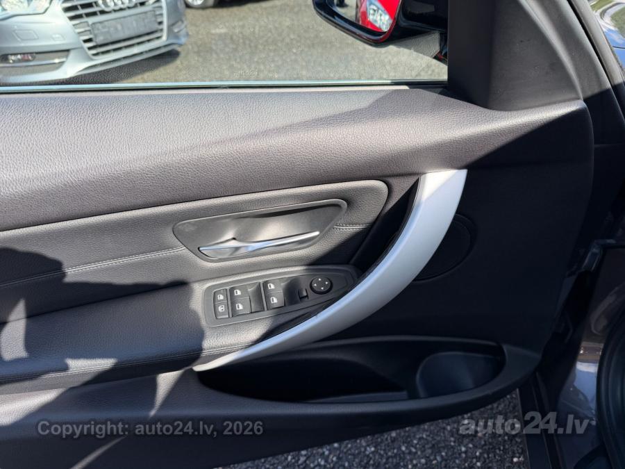Brown BMW 3 Series 2013 in Tartu, with an engine capacity of 1.60 L and mileage of 307 thousand km for 9900 €, photo 15 on AUTOMOTO.COM.LV