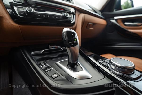Brūns BMW 3 Series 2016 Tallina, ar dzinēja tilpumu 2.00 L un nobraukumu 159 tūkst. km par 17999 €, foto 7 vietnē AUTOMOTO.COM.LV