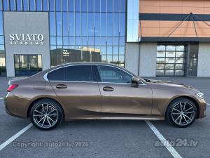 Brown BMW 3 Series 2019 in Tallinn, with an engine capacity of 2.00 L and mileage of 93 thousand km for 34500 €, photo 7 on AUTOMOTO.COM.LV