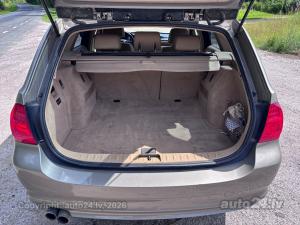 Brown BMW 3 Series 2009 in Tallinn, with an engine capacity of 3.00 L and mileage of 314 thousand km for 6799 €, photo 11 on AUTOMOTO.COM.LV