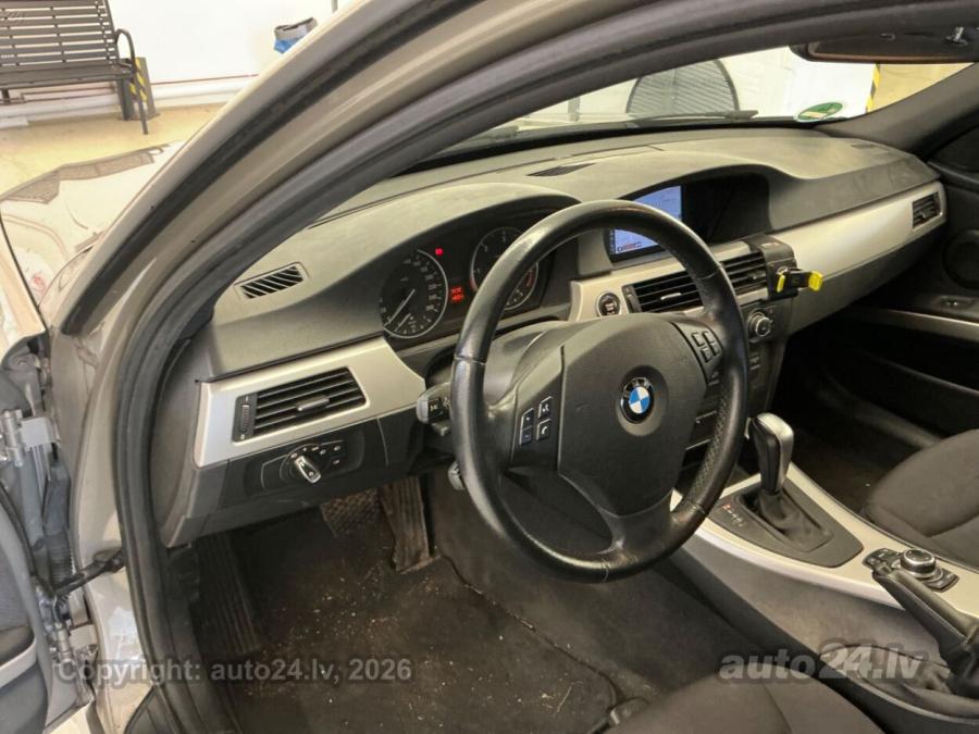 Brūns BMW 3 Series 2011 Kuresāre, ar dzinēja tilpumu 2.00 L un nobraukumu 311 tūkst. km par 5150 €, foto 9 vietnē AUTOMOTO.COM.LV