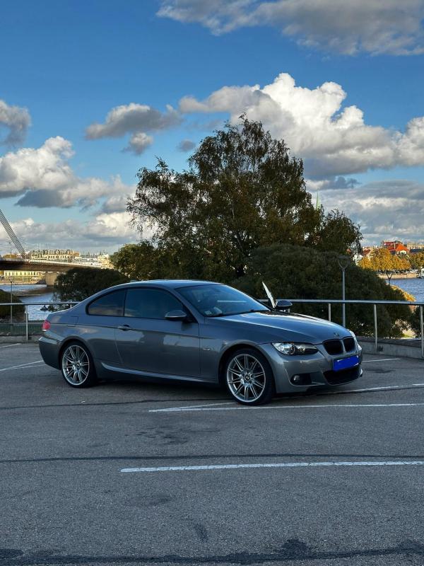 BMW 3 Series 2007 in Riga, with an engine capacity of 3.00 L and mileage of 235 thousand km for 8500 €, photo 2 on AUTOMOTO.COM.LV