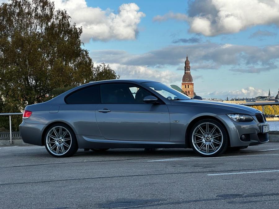 BMW 3 Series 2007 in Riga, with an engine capacity of 3.00 L and mileage of 235 thousand km for 8500 €, photo 5 on AUTOMOTO.COM.LV