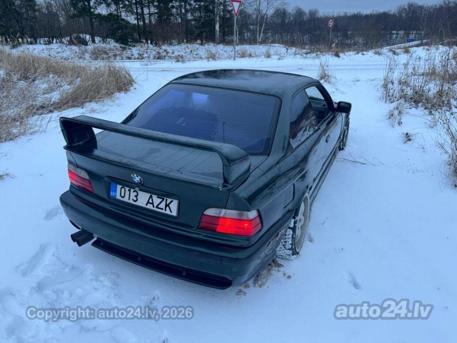 Green BMW 3 Series 1992 in Tallinn, with an engine capacity of 2.93 L and mileage of 410 thousand km for 5000 €, photo 5 on AUTOMOTO.COM.LV