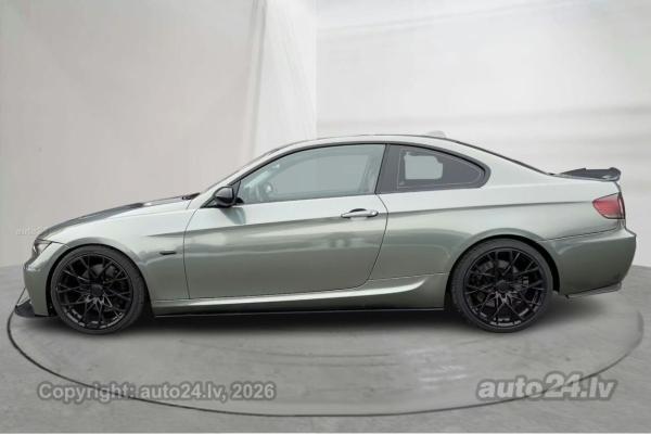 Zaļš BMW 3 Series 2009 Tallina, ar dzinēja tilpumu 3.00 L un nobraukumu 182 tūkst. km par 8900 €, foto 1 vietnē AUTOMOTO.COM.LV