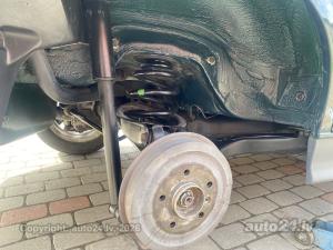 Zaļš BMW 3 Series 1992 Tartu, ar dzinēja tilpumu 1.80 L un nobraukumu 142 tūkst. km par 6999 €, foto 7 vietnē AUTOMOTO.COM.LV