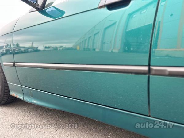 Green BMW 3 Series 1992 in Tartu, with an engine capacity of 1.60 L and mileage of 215 thousand km for 2200 €, photo 10 on AUTOMOTO.COM.LV