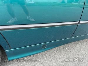Zaļš BMW 3 Series 1992 Tartu, ar dzinēja tilpumu 1.60 L un nobraukumu 215 tūkst. km par 2200 €, foto 13 vietnē AUTOMOTO.COM.LV