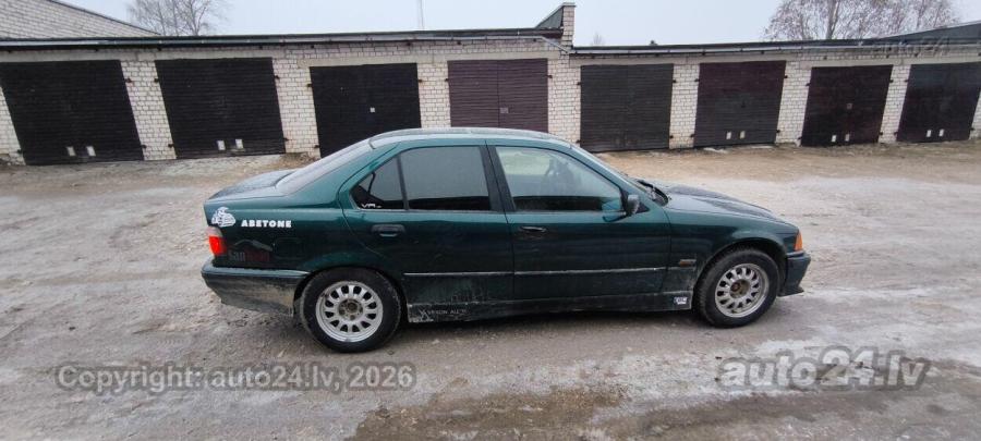 Zaļš BMW 3 Series 1996 Paide, ar dzinēja tilpumu 2.80 L un nobraukumu 0 tūkst. km par 4700 €, foto 12 vietnē AUTOMOTO.COM.LV