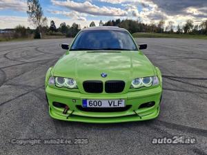 Green BMW 3 Series 1999 in Tartu, with an engine capacity of 4.40 L and mileage of 27 thousand km for 11999 €, photo 3 on AUTOMOTO.COM.LV