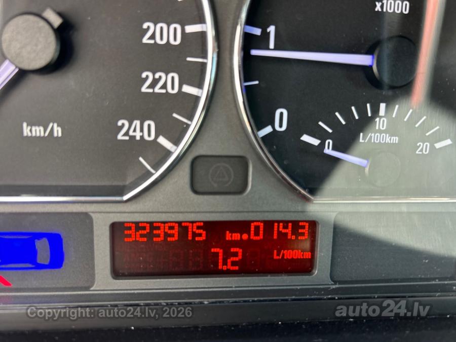Зеленый БМВ 3 Серия 2004 в Тарту, объемом двигателя 2.00 л и пробегом 329 тыс. км за 2000 €, фото 14 на AUTOMOTO.COM.LV