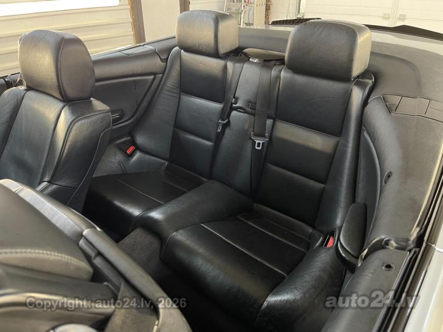 Pelēks BMW 3 Series 2001 Tallina, ar dzinēja tilpumu 2.20 L un nobraukumu 311 tūkst. km par 5899 €, foto 15 vietnē AUTOMOTO.COM.LV