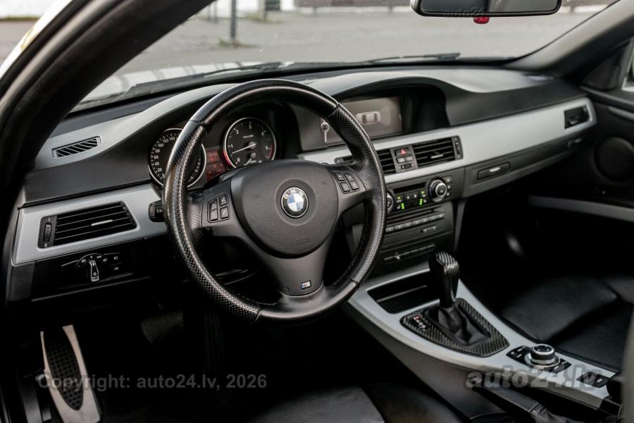Grey BMW 3 Series 2009 in Parnu, with an engine capacity of 3.00 L and mileage of 0 thousand km for 12299 €, photo 14 on AUTOMOTO.COM.LV