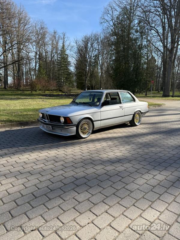 Grey BMW 3 Series 1983 in Tallinn, with an engine capacity of 1.80 L and mileage of 265 thousand km for 7699 €, photo 2 on AUTOMOTO.COM.LV