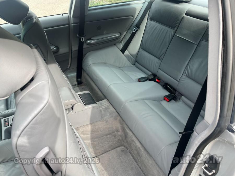 Grey BMW 3 Series 2000 in Tartu, with an engine capacity of 2.50 L and mileage of 231 thousand km for 8500 €, photo 12 on AUTOMOTO.COM.LV