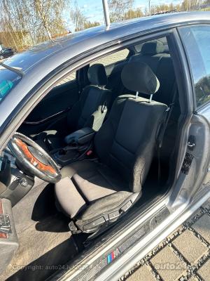 Pelēks BMW 3 Series 2003 Tallina, ar dzinēja tilpumu 2.00 L un nobraukumu 359 tūkst. km par 5700 €, foto 10 vietnē AUTOMOTO.COM.LV