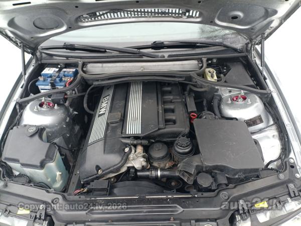 Pelēks BMW 3 Series 2004 Tallina, ar dzinēja tilpumu 2.50 L un nobraukumu 280 tūkst. km par 3900 €, foto 3 vietnē AUTOMOTO.COM.LV