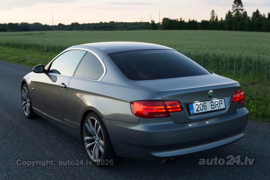 Pelēks BMW 3 Series 2006 Tallina, ar dzinēja tilpumu 2.50 L un nobraukumu 247 tūkst. km par 6950 €, foto 5 vietnē AUTOMOTO.COM.LV