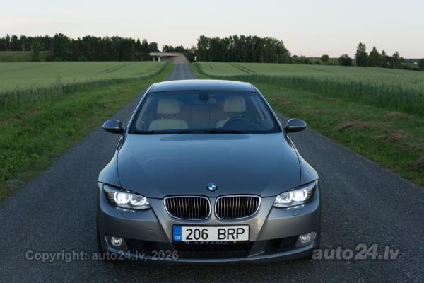 Pelēks BMW 3 Series 2006 Tallina, ar dzinēja tilpumu 2.50 L un nobraukumu 247 tūkst. km par 6950 €, foto 5 vietnē AUTOMOTO.COM.LV