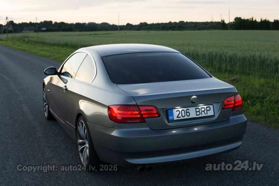 Pelēks BMW 3 Series 2006 Tallina, ar dzinēja tilpumu 2.50 L un nobraukumu 247 tūkst. km par 6950 €, foto 7 vietnē AUTOMOTO.COM.LV