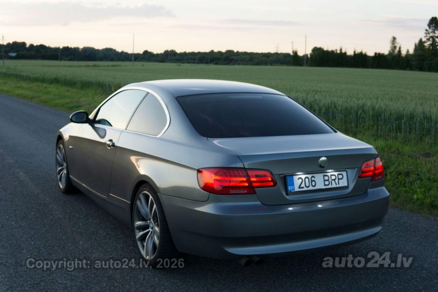 Pelēks BMW 3 Series 2006 Tallina, ar dzinēja tilpumu 2.50 L un nobraukumu 247 tūkst. km par 6950 €, foto 12 vietnē AUTOMOTO.COM.LV