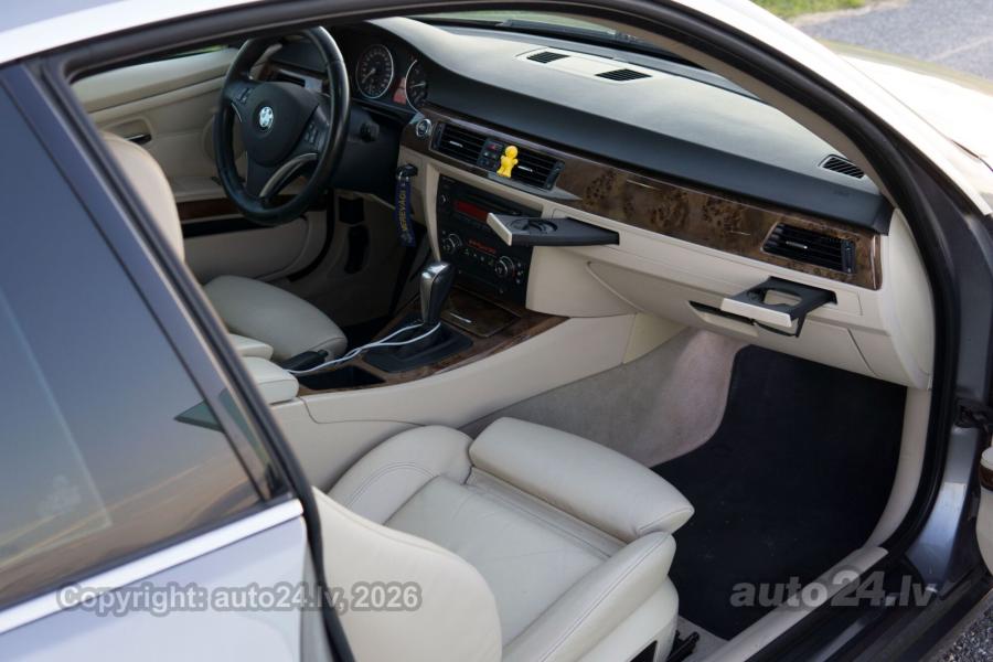 Pelēks BMW 3 Series 2006 Tallina, ar dzinēja tilpumu 2.50 L un nobraukumu 247 tūkst. km par 6950 €, foto 14 vietnē AUTOMOTO.COM.LV
