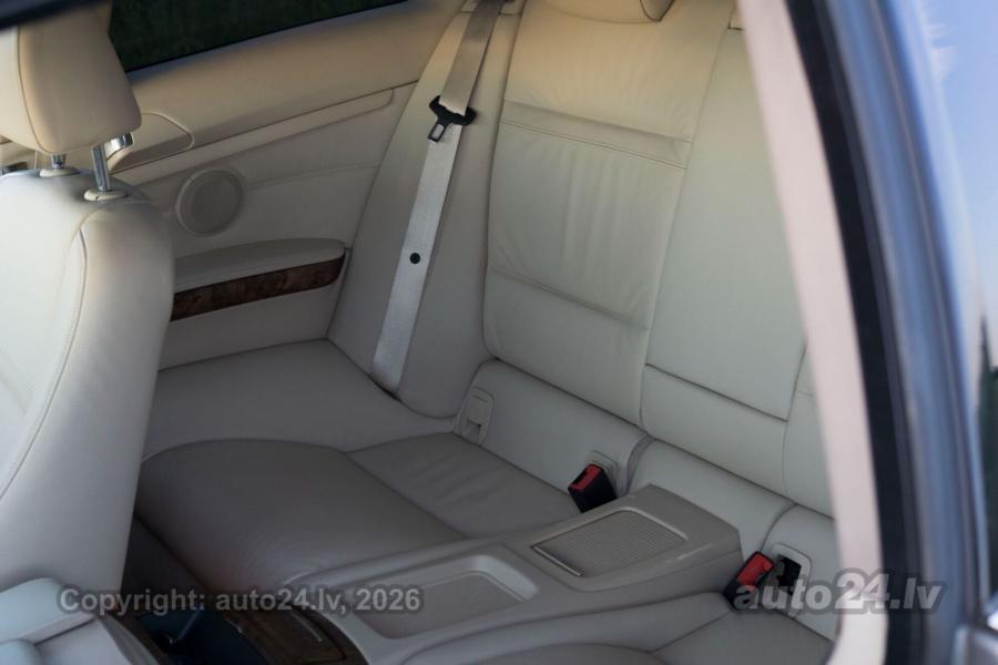 Pelēks BMW 3 Series 2006 Tallina, ar dzinēja tilpumu 2.50 L un nobraukumu 247 tūkst. km par 6950 €, foto 20 vietnē AUTOMOTO.COM.LV