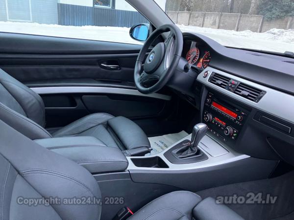 Pelēks BMW 3 Series 2007 Tartu, ar dzinēja tilpumu 3.00 L un nobraukumu 240 tūkst. km par 7950 €, foto 7 vietnē AUTOMOTO.COM.LV