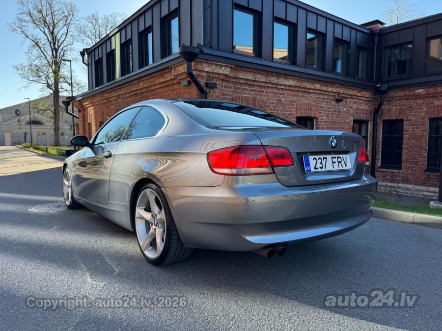 Pelēks BMW 3 Series 2007 Tallina, ar dzinēja tilpumu 2.50 L un nobraukumu 266 tūkst. km par 7200 €, foto 5 vietnē AUTOMOTO.COM.LV