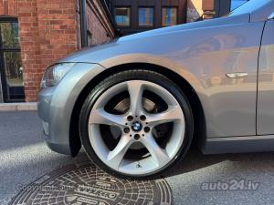 Pelēks BMW 3 Series 2007 Tallina, ar dzinēja tilpumu 2.50 L un nobraukumu 266 tūkst. km par 7200 €, foto 6 vietnē AUTOMOTO.COM.LV